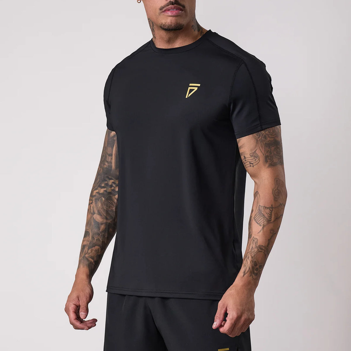 Gym King Fight Division Training T-Shirt - Black/Gold – Fight Co